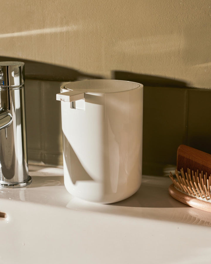 Bathroom Accessories & Storage | Alessi Spa (UK)