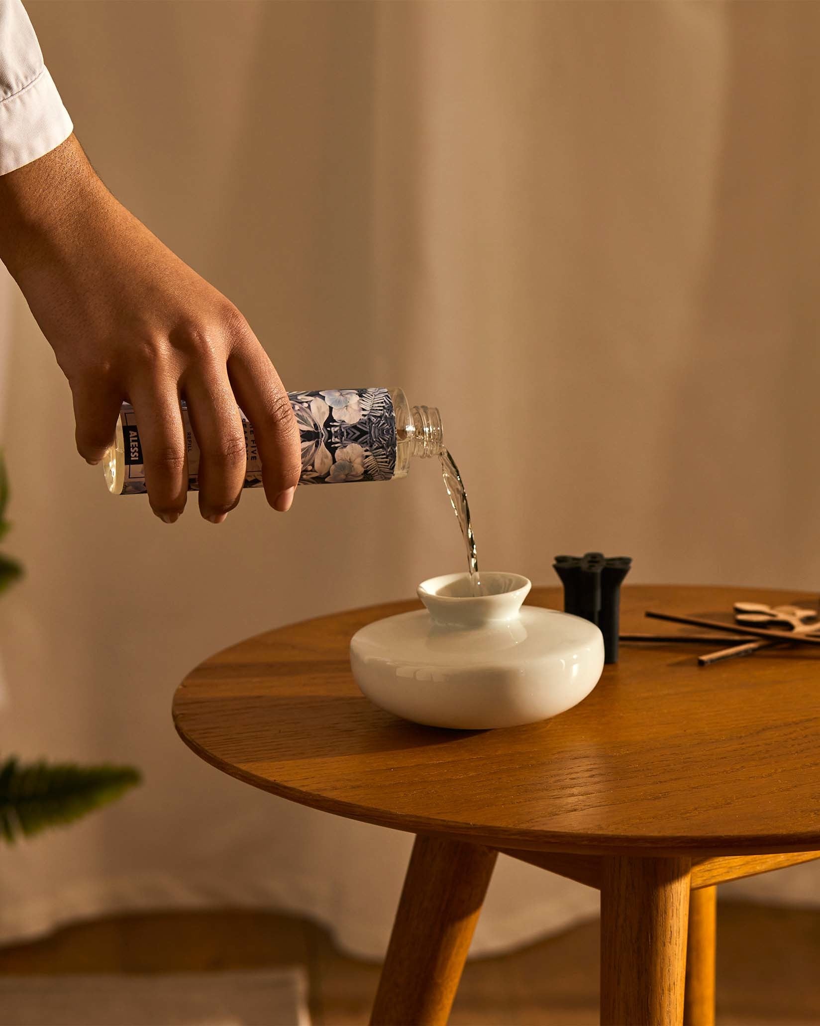 The Five Seasons - Leaf fragrance diffuser. Shhh – Alessi Spa (UK)